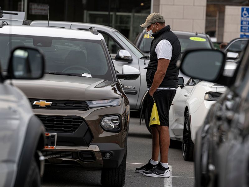 GM Financial doubles profits, boosts lending in Q4 | Automotive News