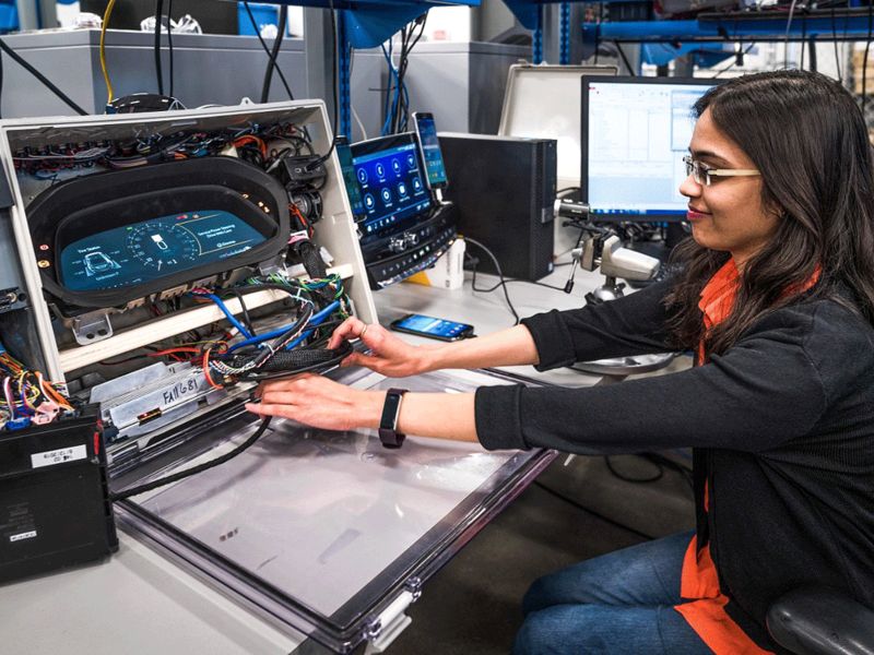 GM to hire 3,000 software engineers, designers to advance EVs - Blog ...