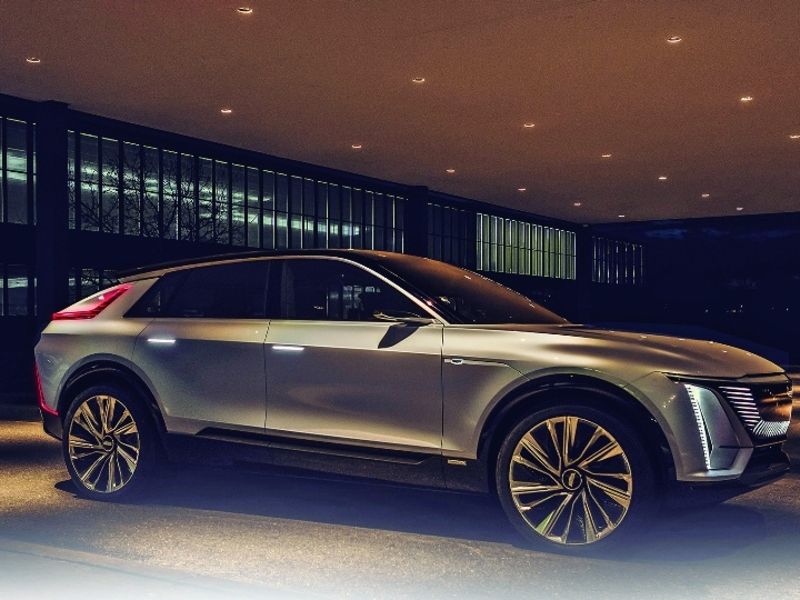 Cadillac works to improve the retail model in the EV era