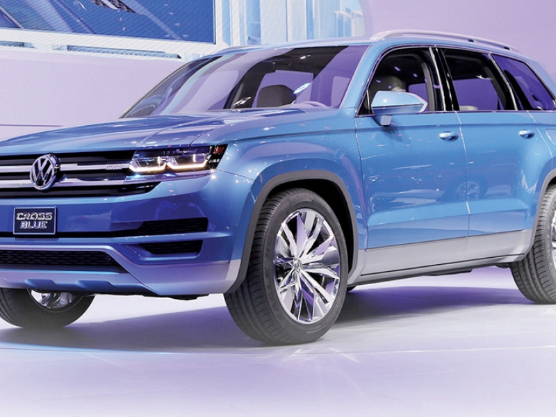 VW ponders a large SUV built in North America