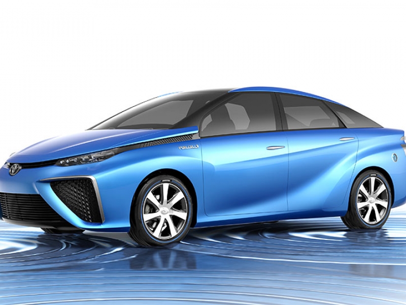 Toyota goes futuristic at Tokyo show