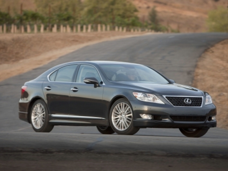 Lexus keeps J.D. Power dependability crown; GM scores 2 spots in top 5