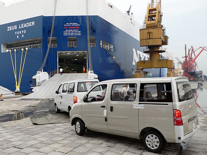 China's Wuling exports Chevy-badged minivans | Automotive News