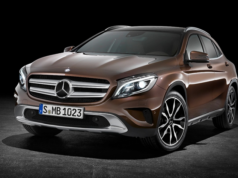 Mercedes to offer GLA crossover with awd, then fwd