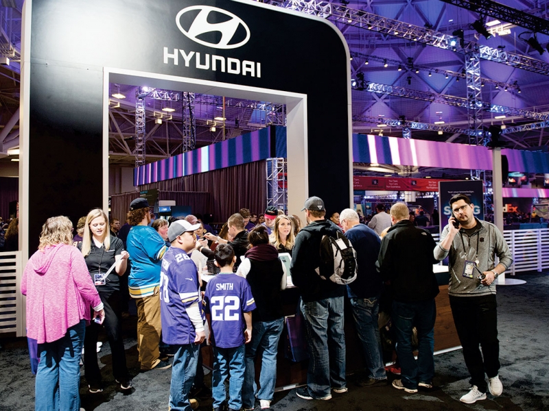 Hyundai fights for NFL playing time by adding 'SNF' sponsorship