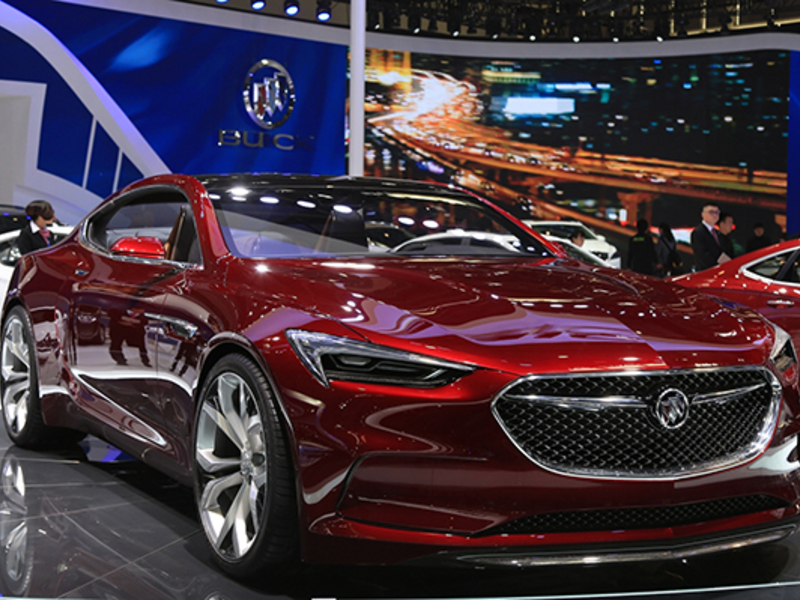 GM to introduce Cadillac plug-in hybrid, 2 standard hybrids ...