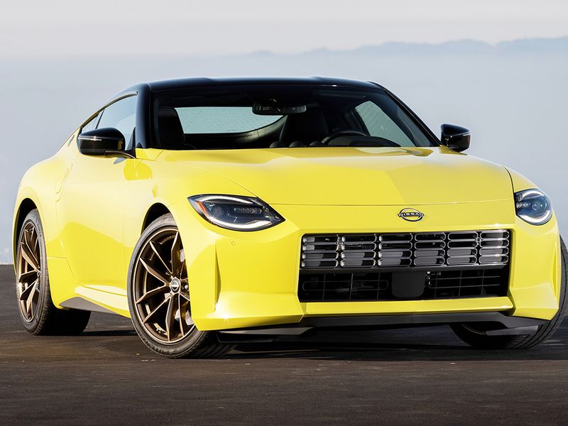 Nissan's new Z cranks out record 400 hp in age of electrification ...