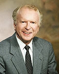 Former GM CEO Roger B. Smith dead at 82 | Automotive News