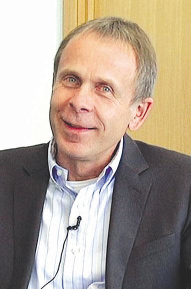 2011-ALL STAR-Peter Marks | Automotive News