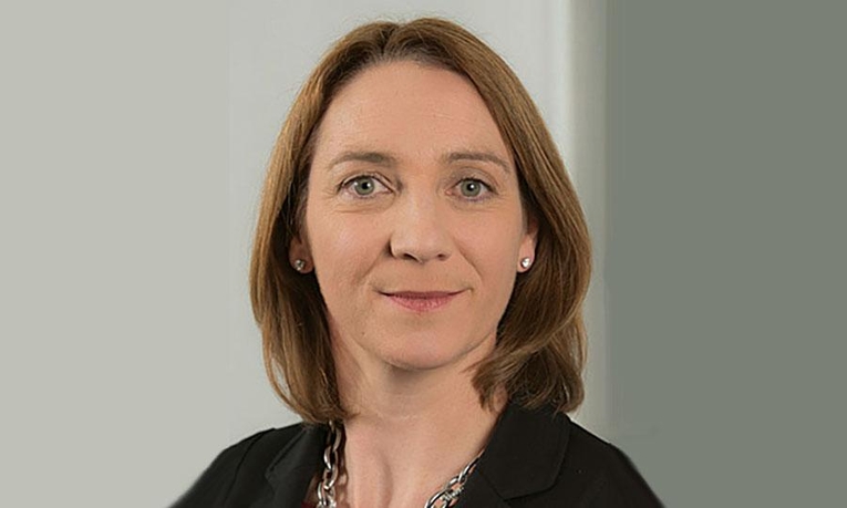 2017-Rising Star-Aine-Denari | Automotive News