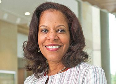 2020-leading-women-sandra-phillips-rogers | Automotive News