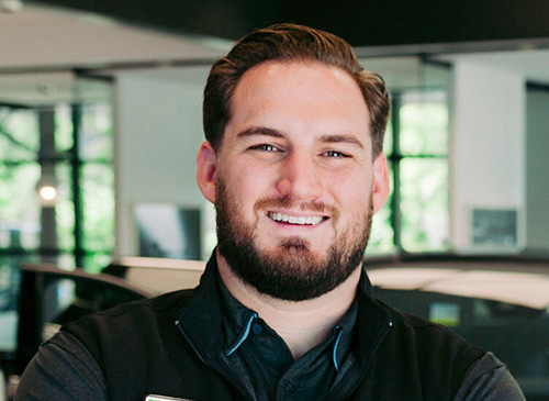 2022-40-under-40-brandon-apon | Automotive News