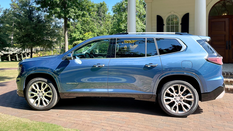 2024 GMC Acadia redesign adds roominess to 3-row crossover | Automotive ...