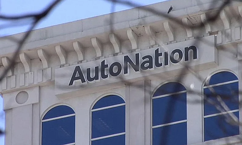 AutoNation Q1 net income dropped 20 percent | Automotive News