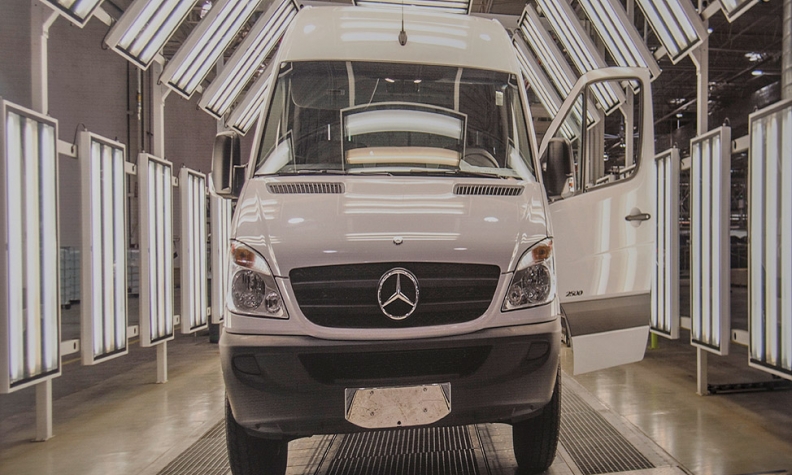 Assembly redo: How Mercedes' Sprinter dodges chicken tax | Automotive News