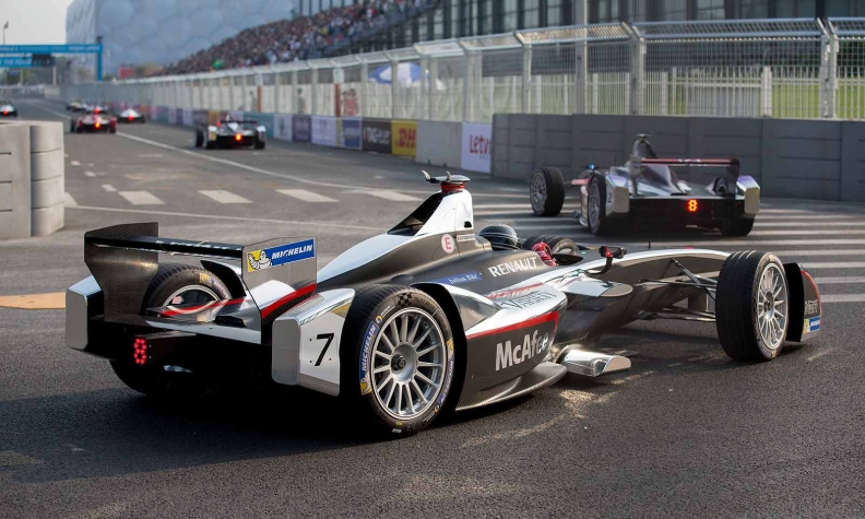 A call to return to stock car racing's roots, with EVs | Automotive News