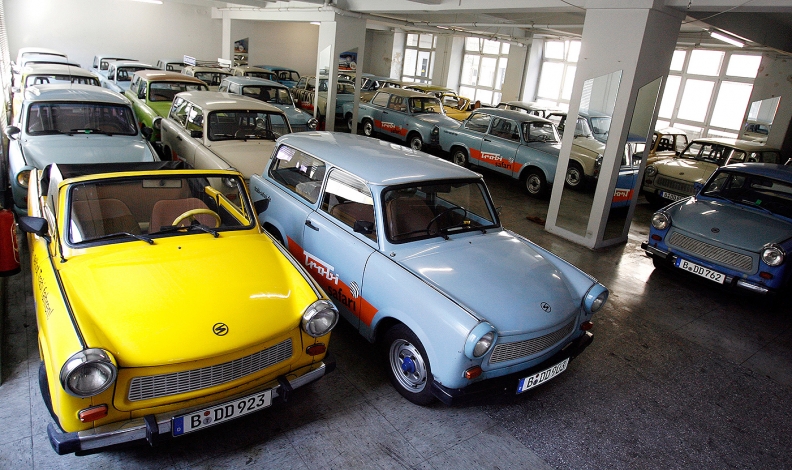 The 'cardboard racer,' Communist East Germany's answer to the VW Beetle ...