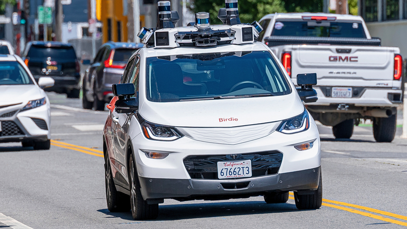 As Cruise tests autonomous tech, experts want safety details ...