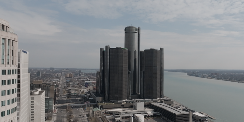 GM board approves $6B share buyback | Automotive News