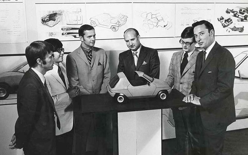 Gale Halderman, designer behind first Ford Mustang, dies | Automotive News