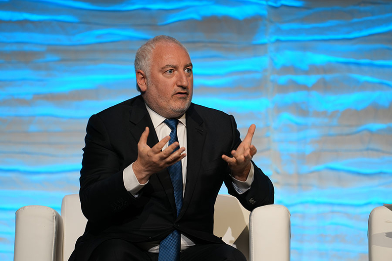 Nissan Americas chief sees means more cooperation with U.S. dealers in ...