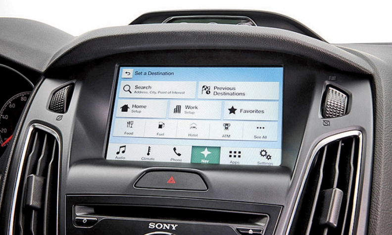Ford seeks infotainment middle ground | Automotive News
