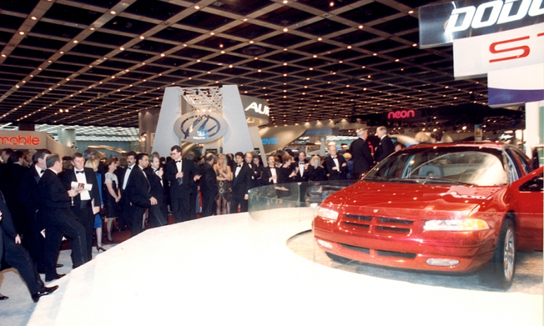 25 years at a glance at the Detroit auto show | Automotive News