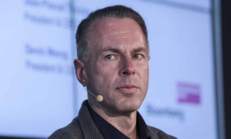 GM adds eBay CEO to board of directors | Automotive News