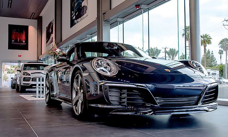 Porsche offers U.S. dealers relief package | Automotive News