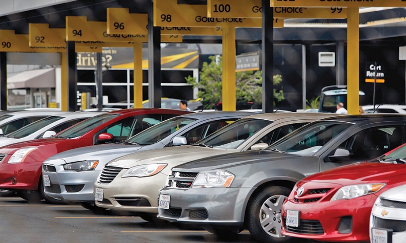 Hertz, with too many cars, will reduce fleet gradually | Automotive News