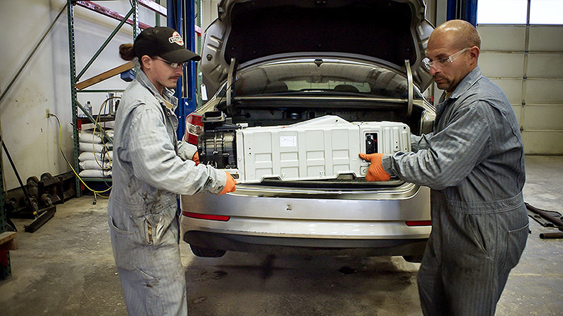 EV battery recycling company Redwood Materials launches pricing tool ...