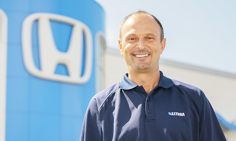 Lithia Honda car dealership showcases Lithia Partners Group award ...
