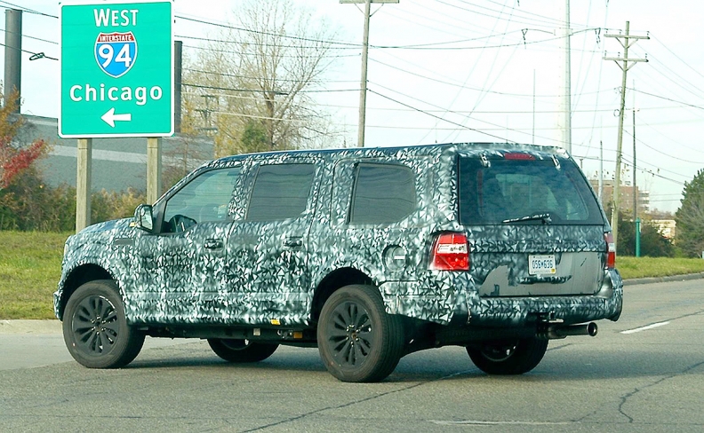 Next-gen Ford Expedition spy photos reveal more details | Automotive News