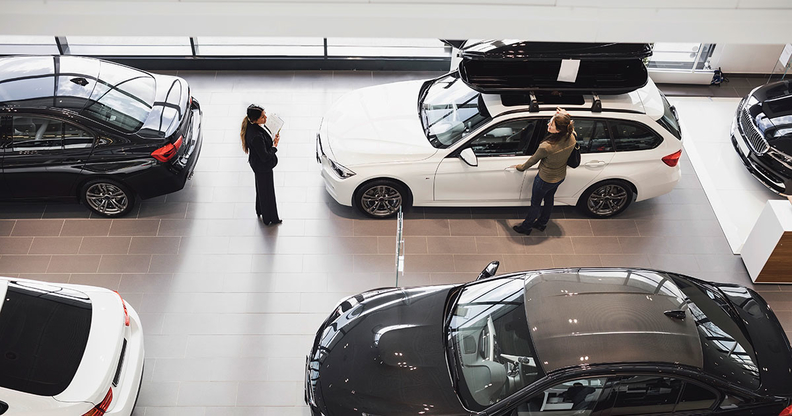Salary survey: Dealership F&I pay higher, hours longer | Automotive News