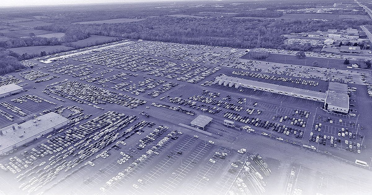 Auction houses cope with crowded lots | Automotive News