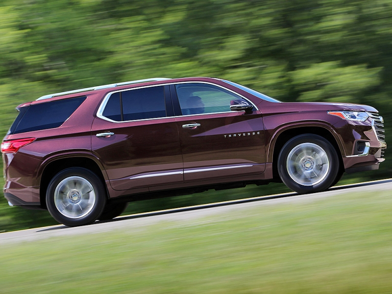 2018 Chevrolet Traverse: More truck on outside, more car on the road