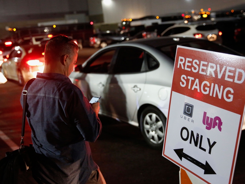 Uber, Lyft caught up in immigration protest controversy