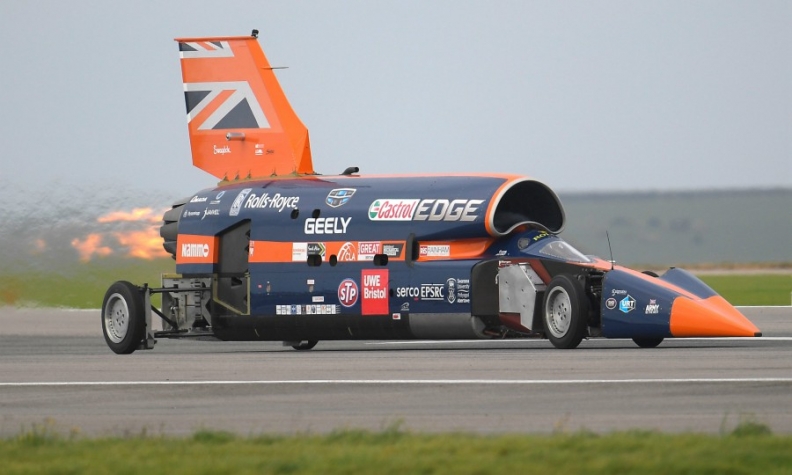 Bloodhound Supersonic Car begins bid to reach 1,000 mph | Automotive News