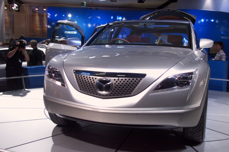 Mazda unveils Kusabi concept | Automotive News