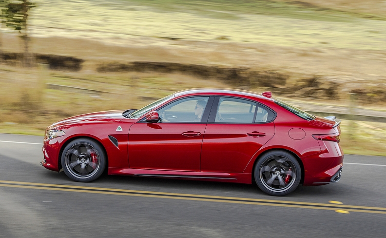 2017 Alfa Romeo Giulia Quadrifoglio: Mercilessly fast and furious ...