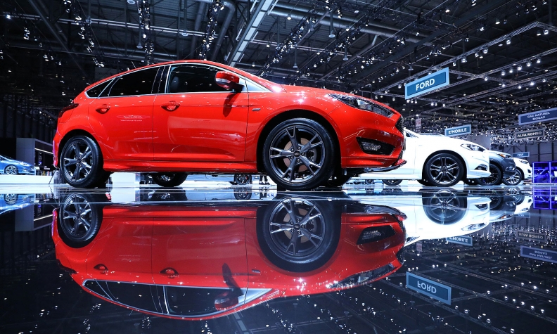 Powertrain innovations rev ahead despite mpg, emissions review ...