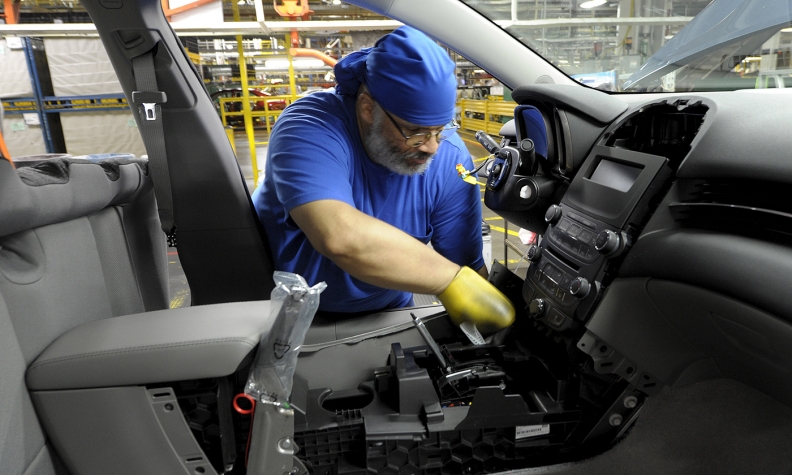 For thousands of U.S. auto workers, downturn comes fast | Automotive News