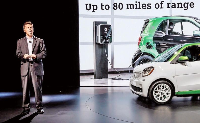 Smart dealers face decision amid shift to EVs | Automotive News