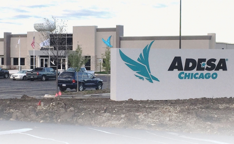 ADESA, Manheim refocus on physical auctions in Chicago | Automotive News